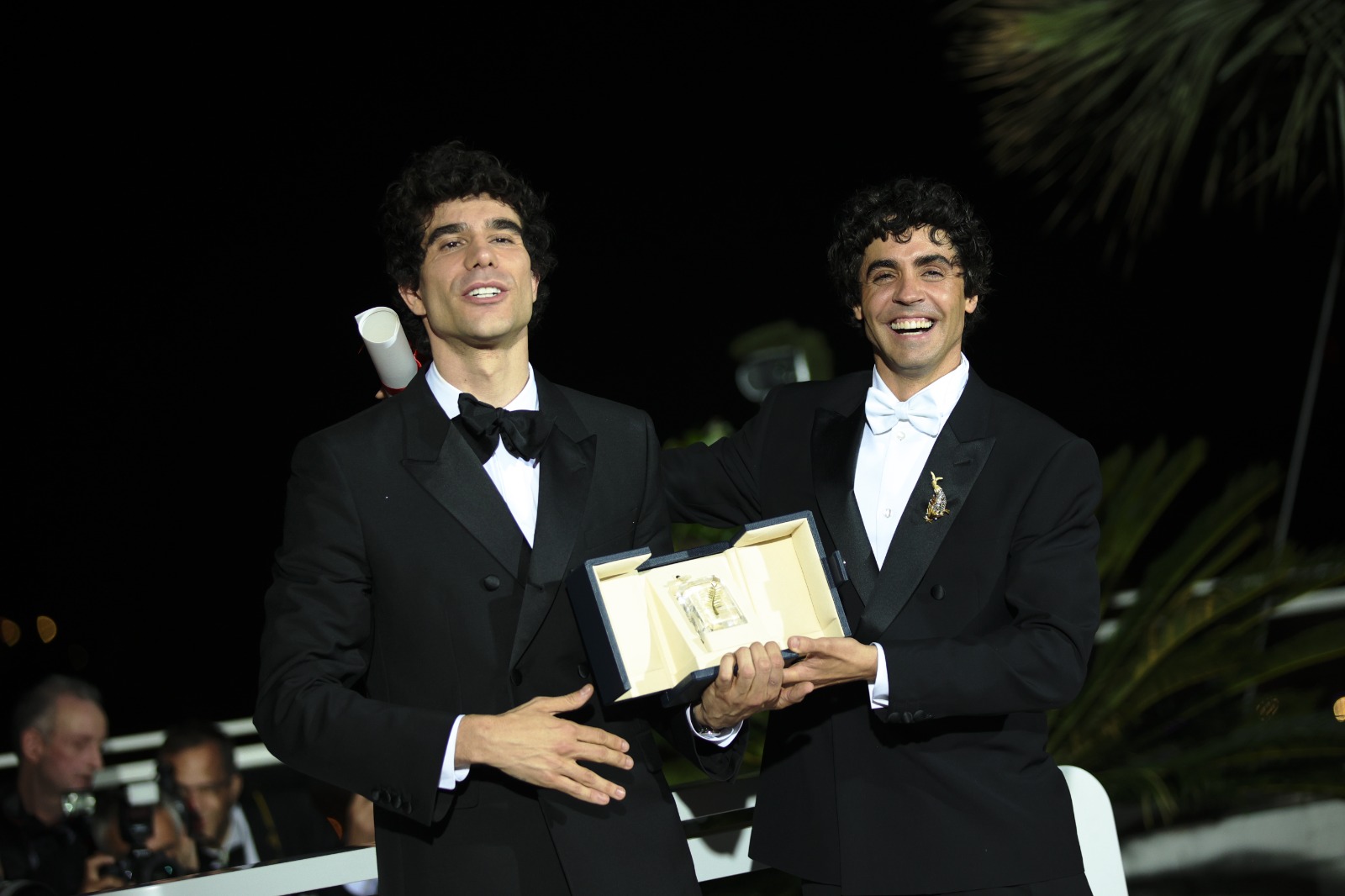 Javier Calvo and Javier Ambrossi win the Best Director award at the ...